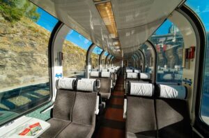 El Bernina Express: el viaje en tren más espectacular entre Italia y ...